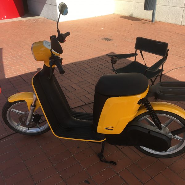 Probamos el ciclomotor eléctrico Askoll
